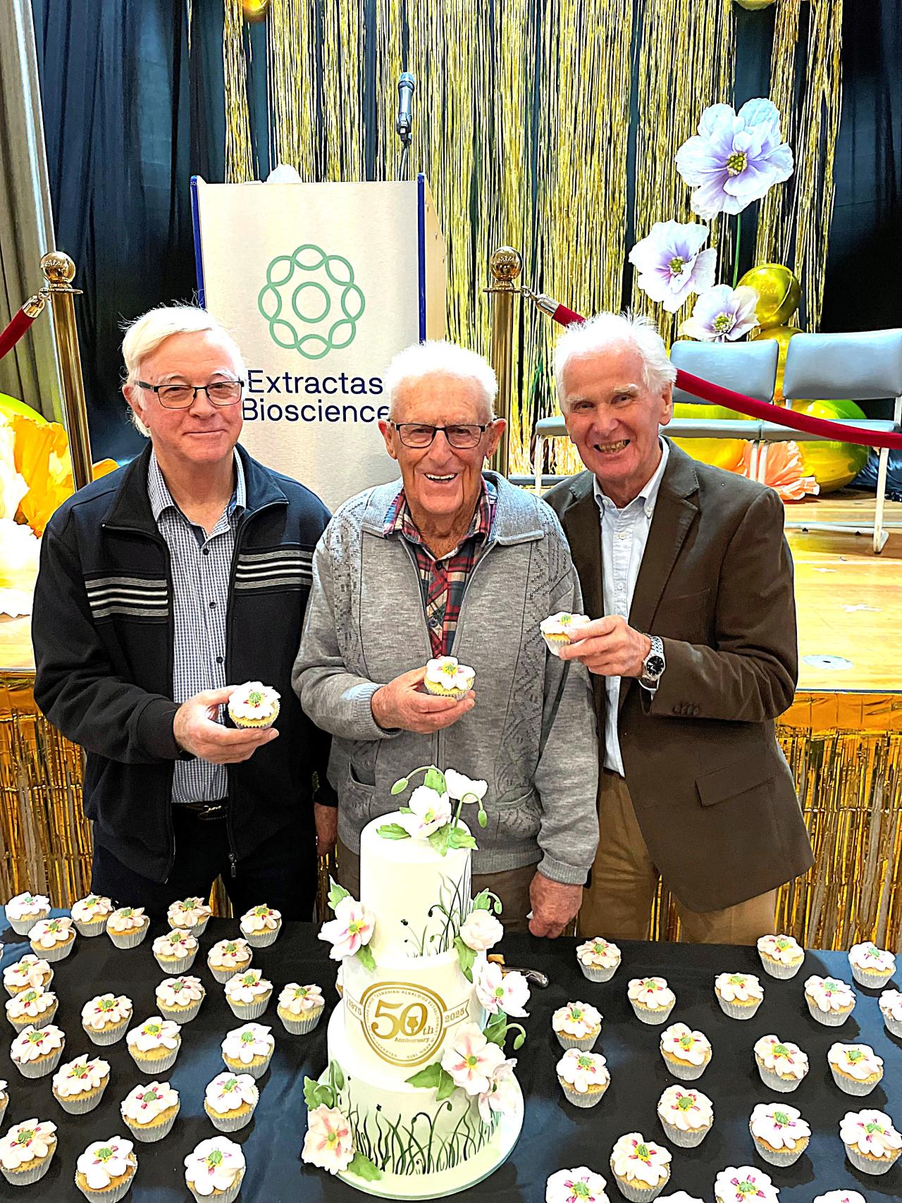 Poppy industry celebrates 50 years | Tasmanian Country Newspaper